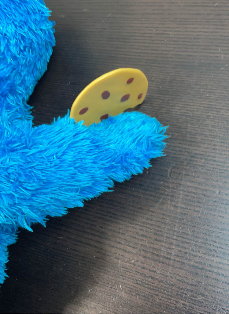 Sesame Street Sesame Street Feed Me Cookie Monster