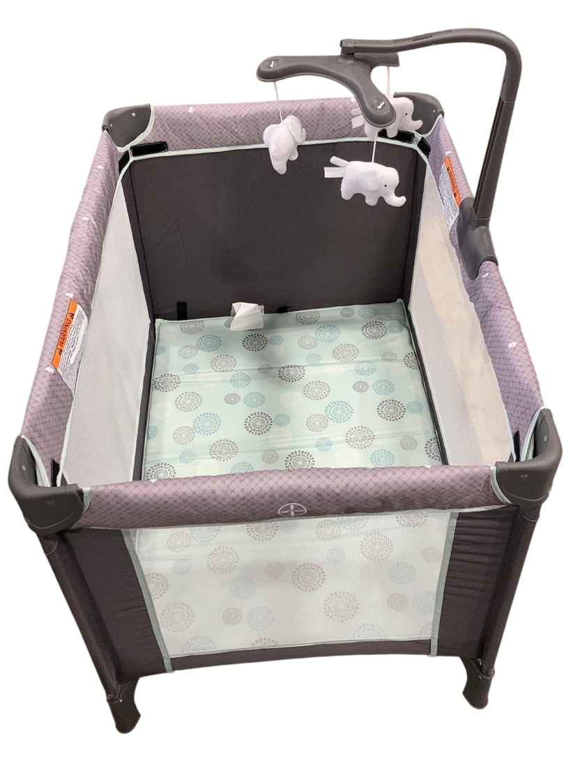 Delta Children LX Deluxe Portable Baby Play Yard With Removable Bassin ...