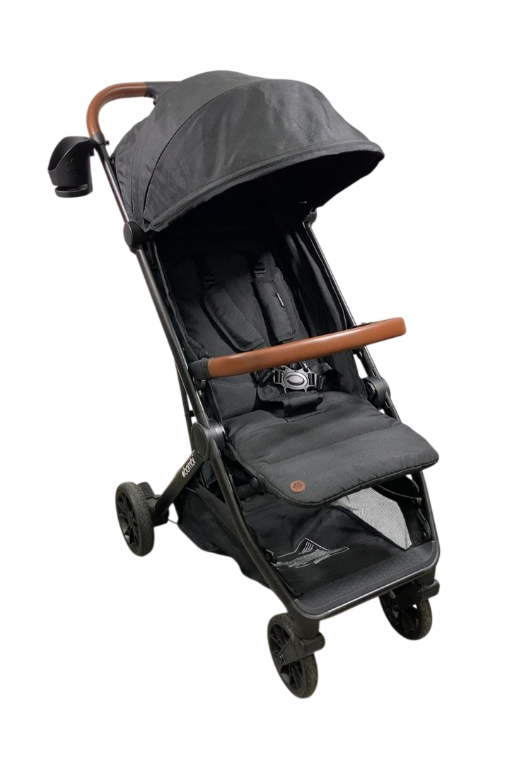 Bombi Bēbee V2 Lightweight Stroller, 2024, Hickory — GoodBuy Gear