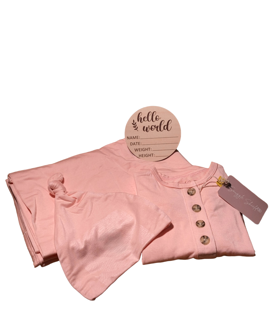 Snuggle Shield LUXE Bamboo Newborn Gown Set, Pink — GoodBuy Gear