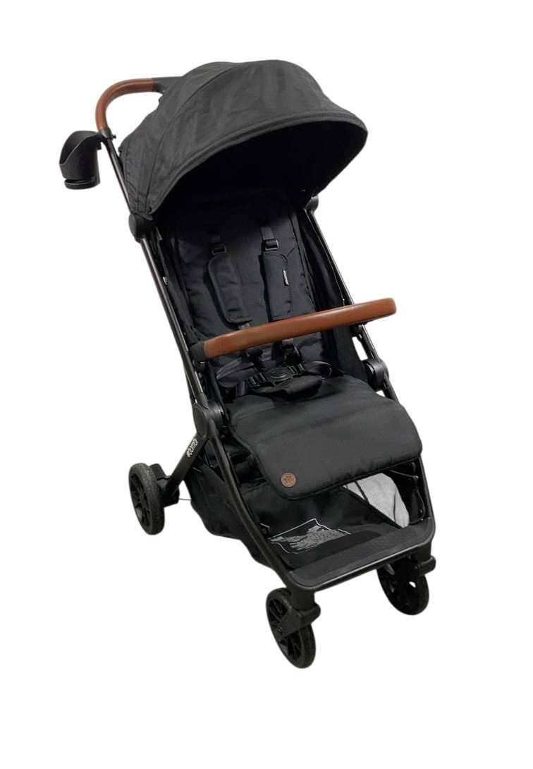 Bombi Bēbee V2 Lightweight Stroller, 2024, Hickory — GoodBuy Gear