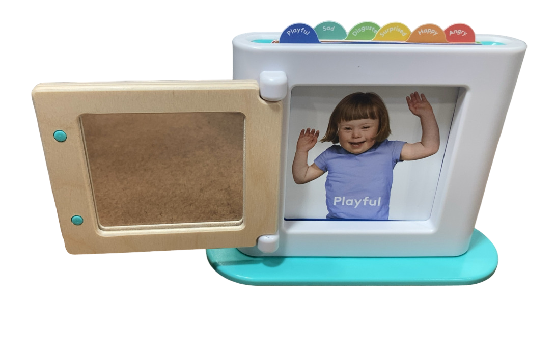 Lovevery Emotion Match Mirror And Card Set — GoodBuy Gear