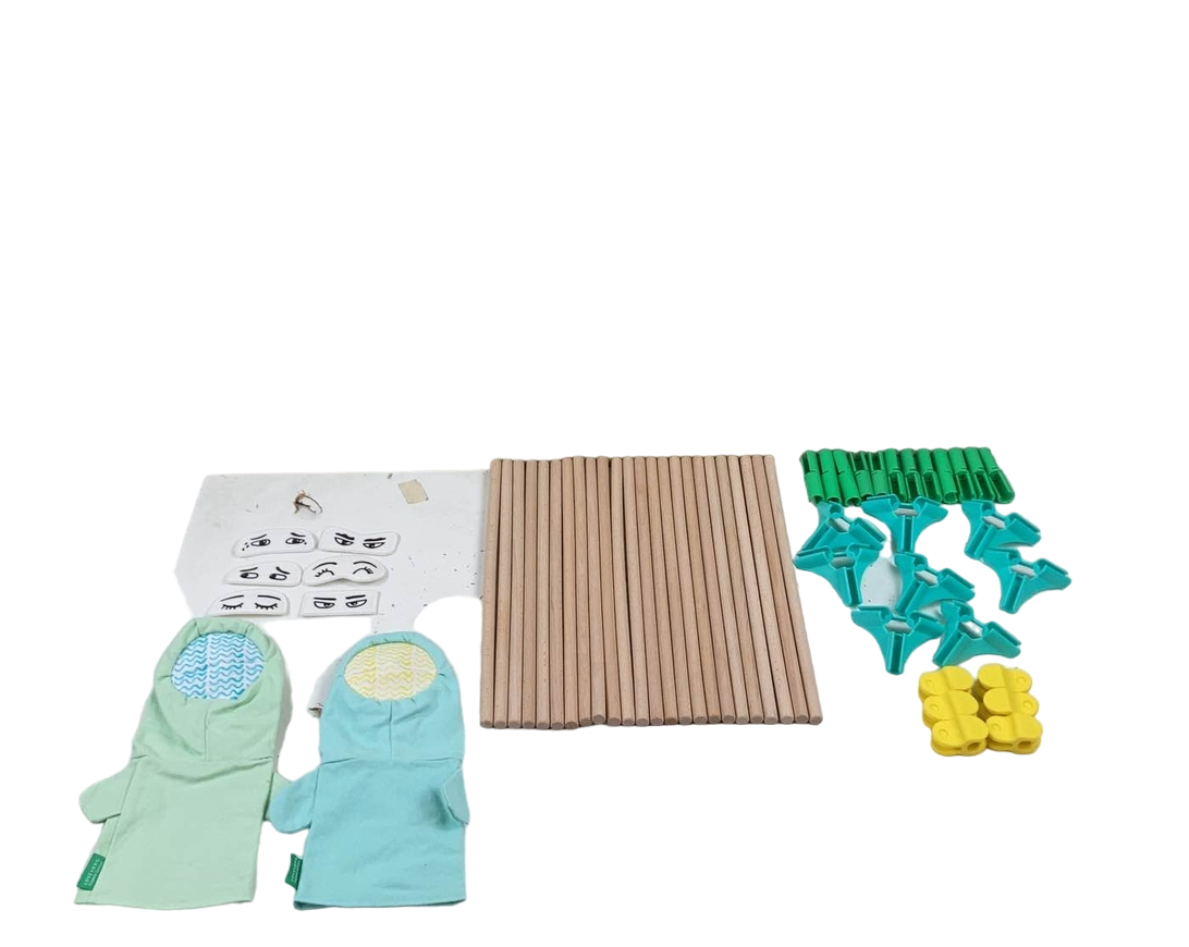 Lovevery Easy Connect Fort Set with Puppet Theater And Fort Covers ...
