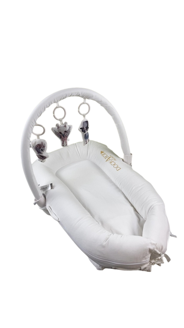DockATot Deluxe+ Dock with Toy Arch, Pristine White, White Arch w/ Clo ...
