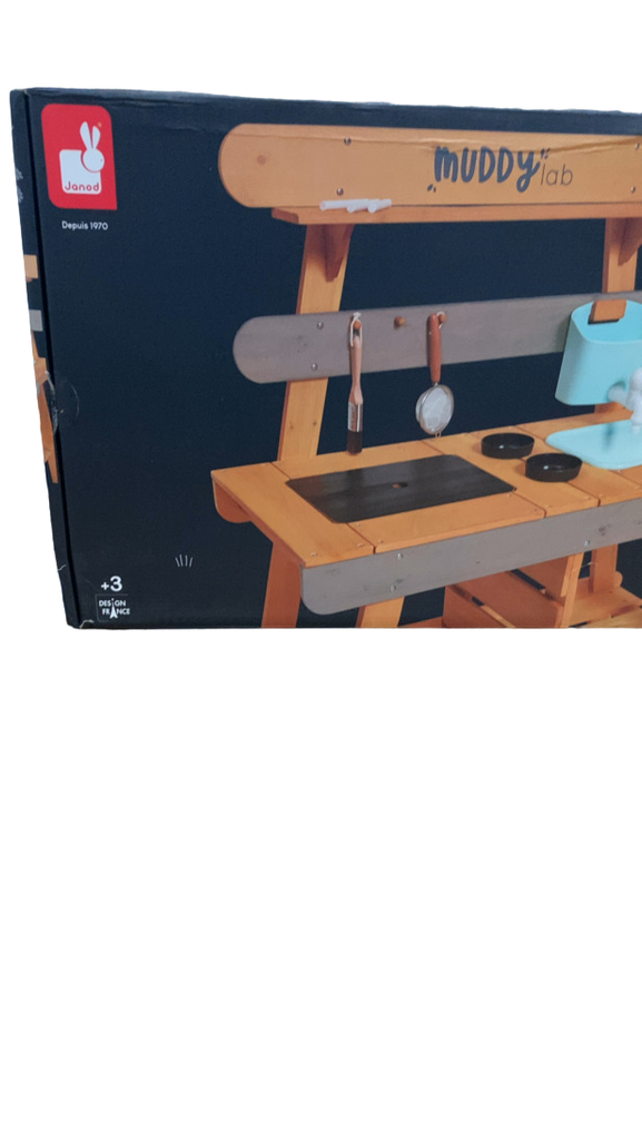 Janod Muddy Lab Outdoor Wooden Play Kitchen