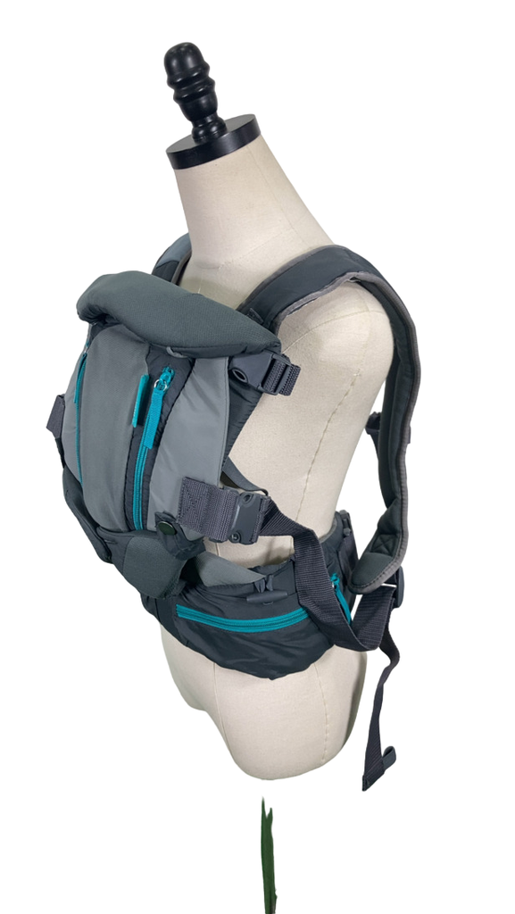 Infantino Carry On Multi Pocket Carrier, Grey