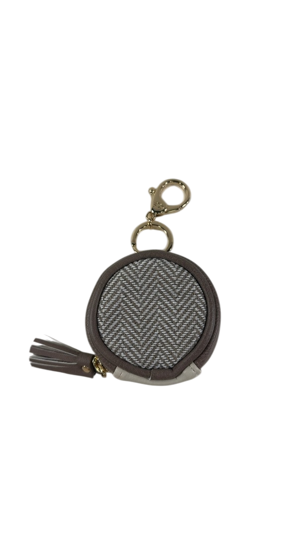 Itzy Ritzy Diaper Bag Charm Pod Keychain, Vanilla Latte — GoodBuy Gear