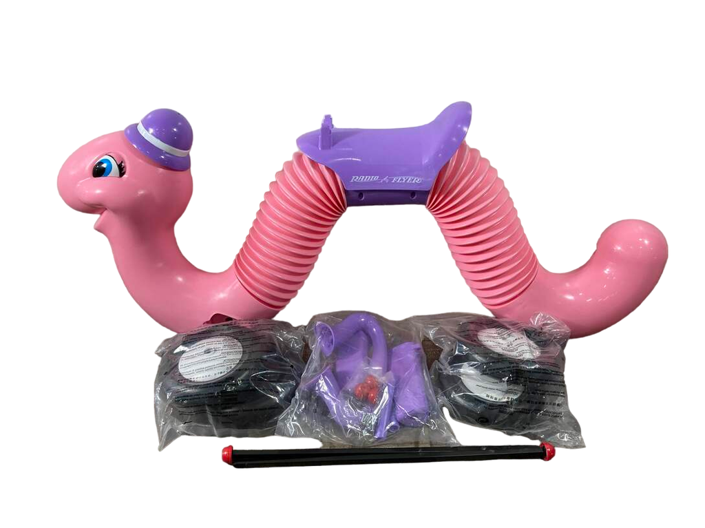 Radio Flyer Inchworm Ride On, Pink