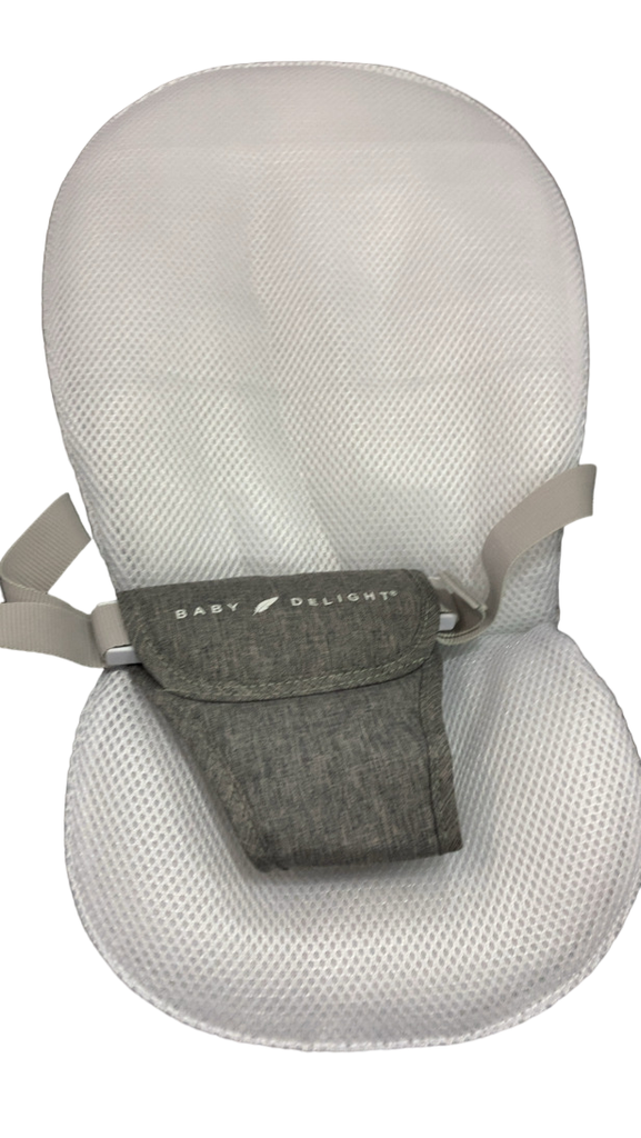 Baby Delight Go with Me Aura Deluxe Portable Rocker & Bouncer, Quilted