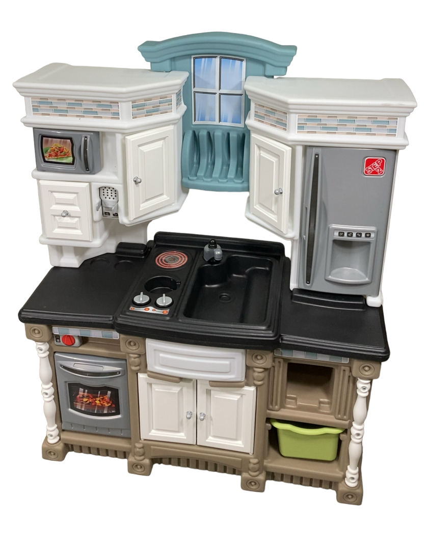 Step2 LifeStyle Dream Kitchen Playset — GoodBuy Gear