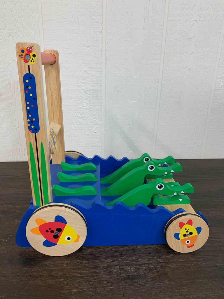 Melissa & Doug Deluxe Chomp and Clack Alligator Wooden Push Toy And Ac