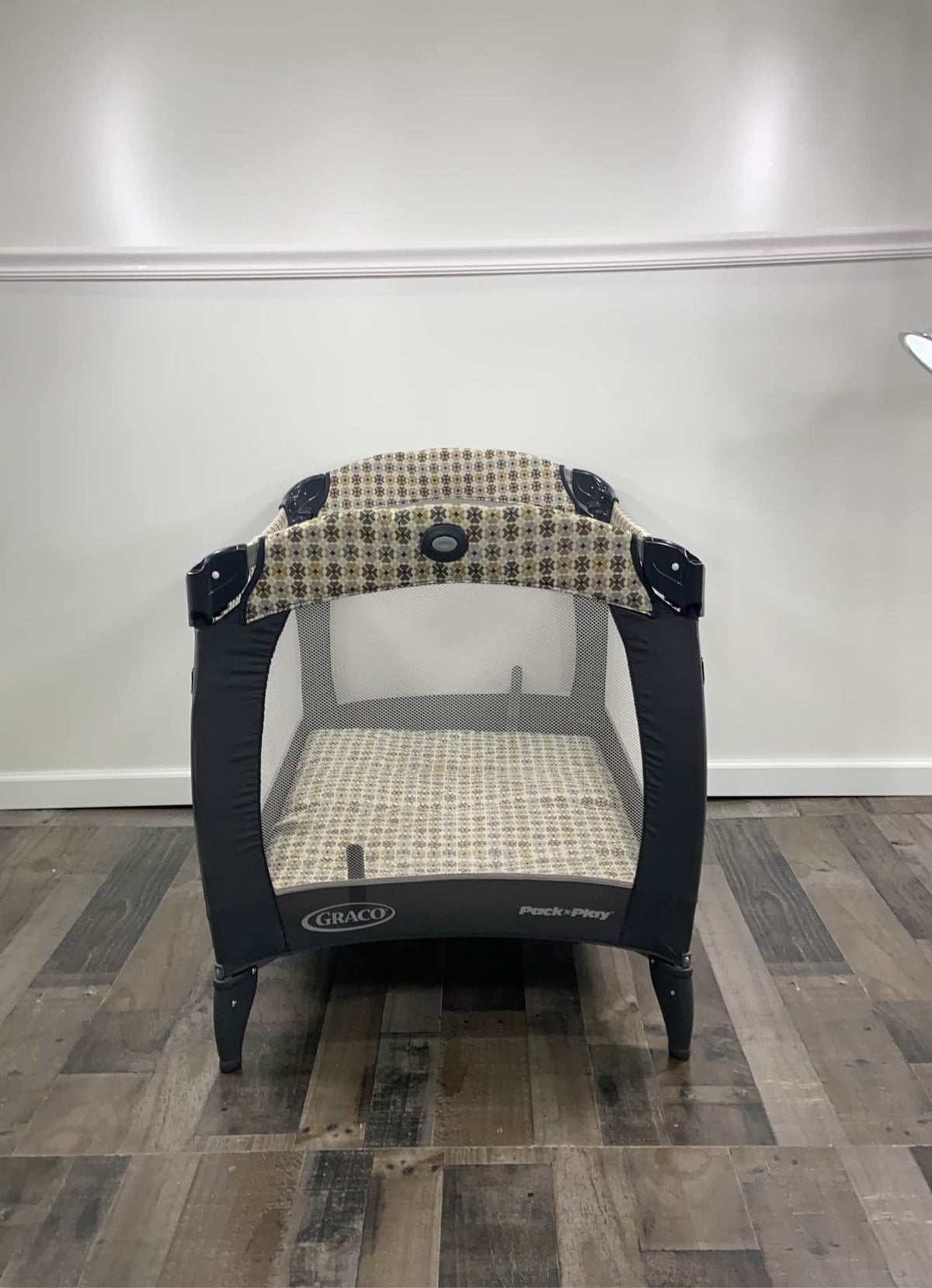 Graco Pack 'n Play Simple Solutions Portable Playard — GoodBuy Gear