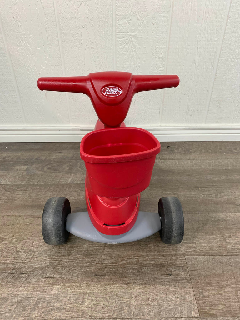 Radio Flyer Ride 2 Glide Ride On