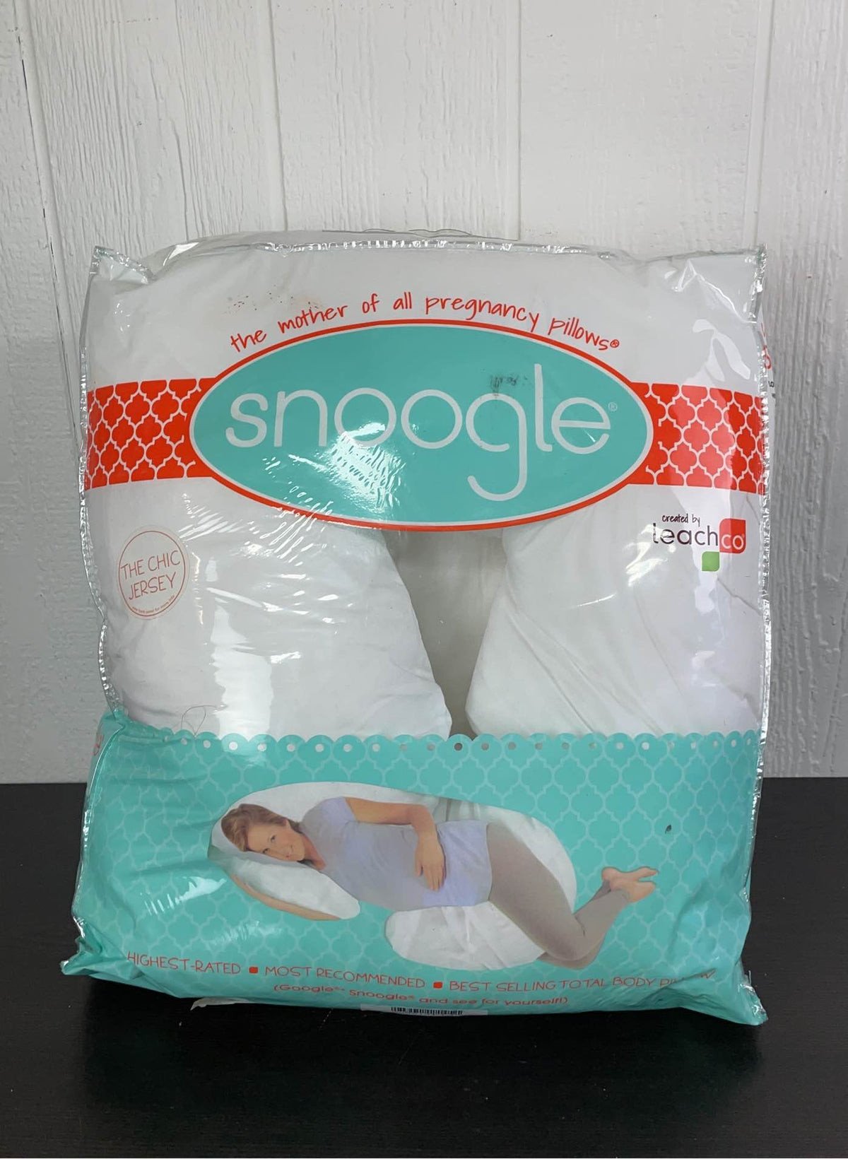 Leachco Snoogle Total Body Pillow — GoodBuy Gear