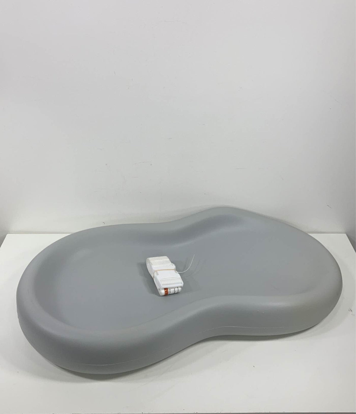 Keekaroo Peanut Changing Pad, Grey — GoodBuy Gear