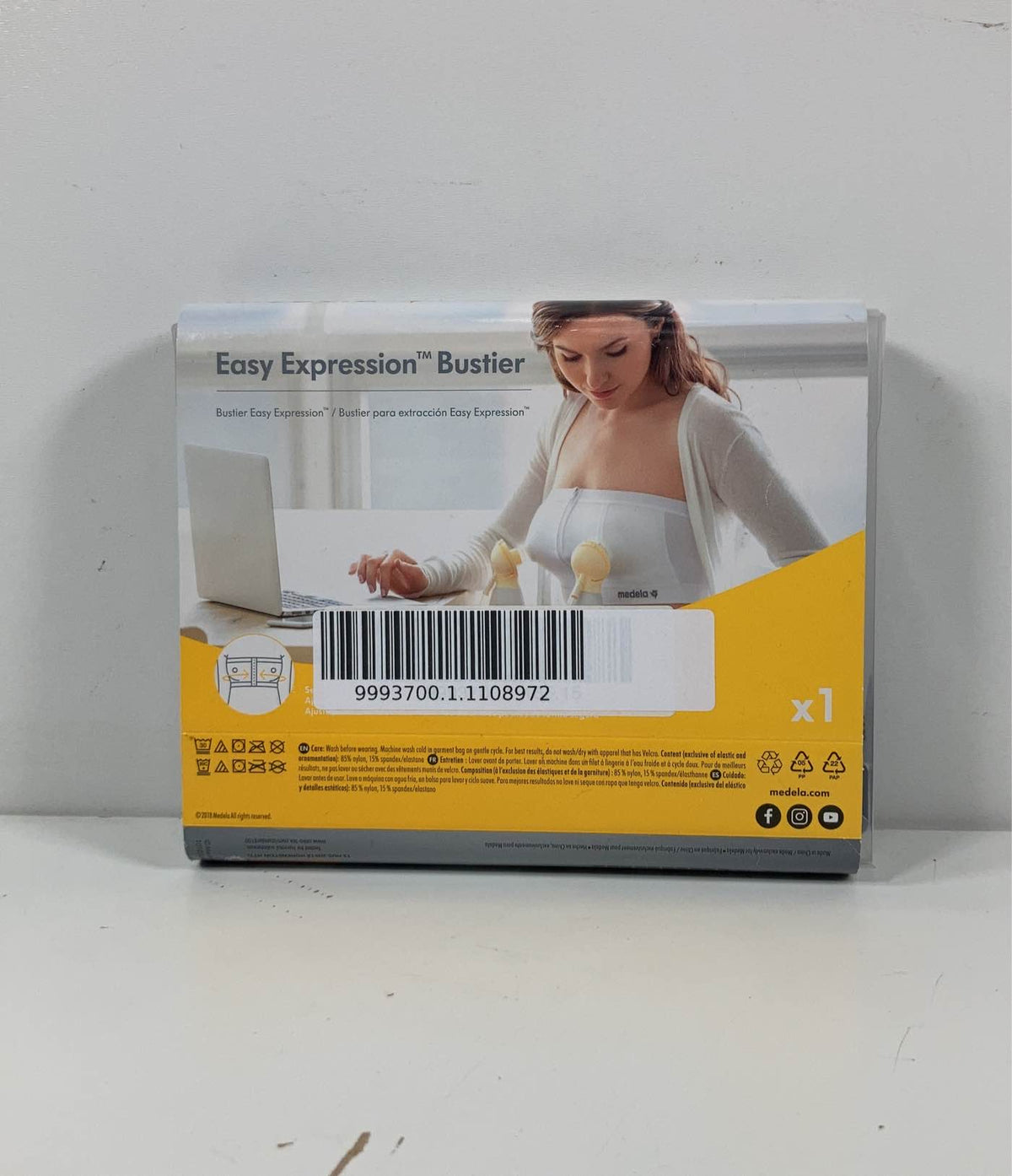 Medela Easy Expression Hands Free Pumping Bra Bustier, Medium, Black ...