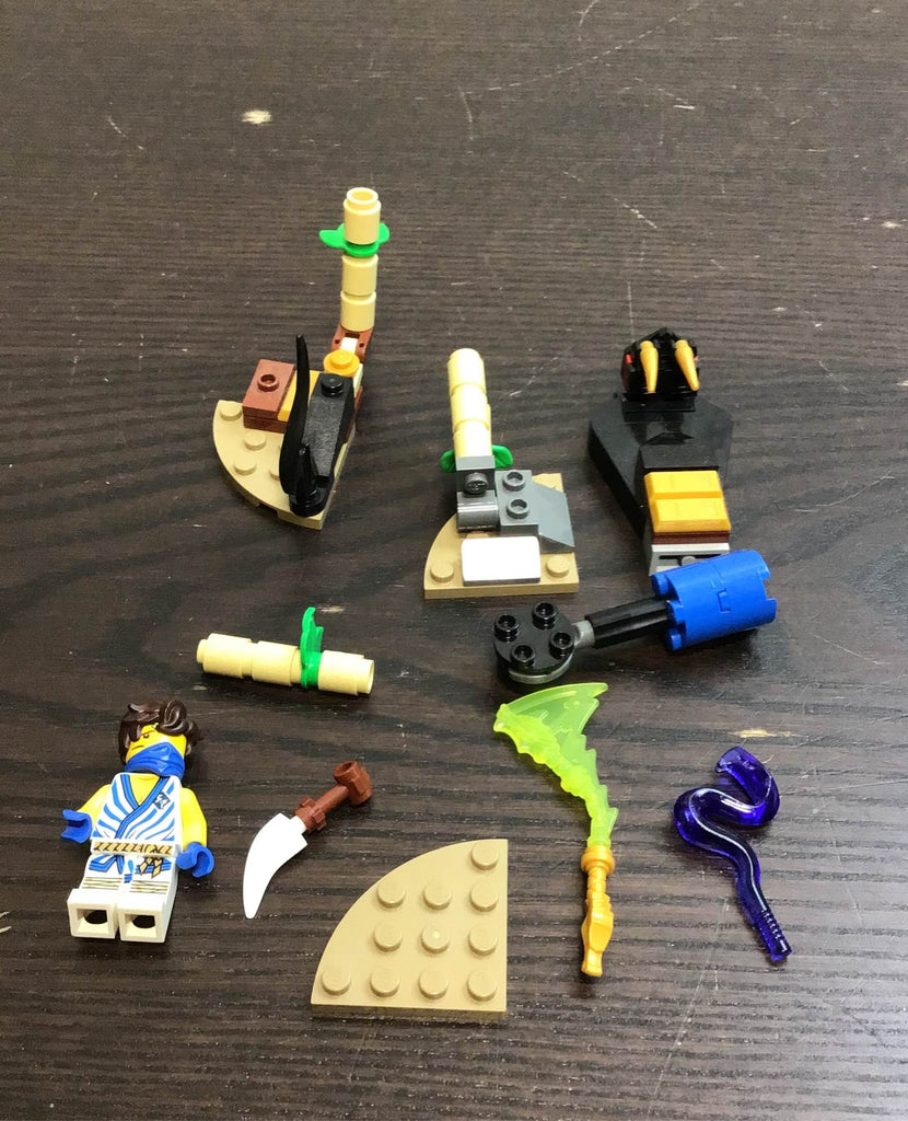 LEGO Ninjago Epic Battle Set Jay vs. Serpentine (71732)