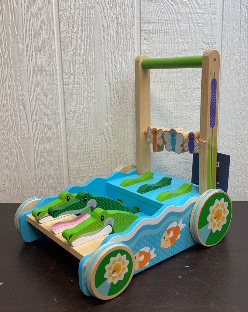 Melissa & Doug Chomp and Clack Alligator Push Toy