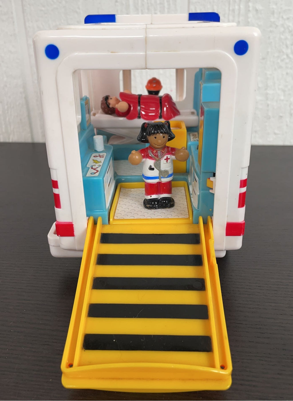Wow Toys Robin's Medical Rescue — GoodBuy Gear