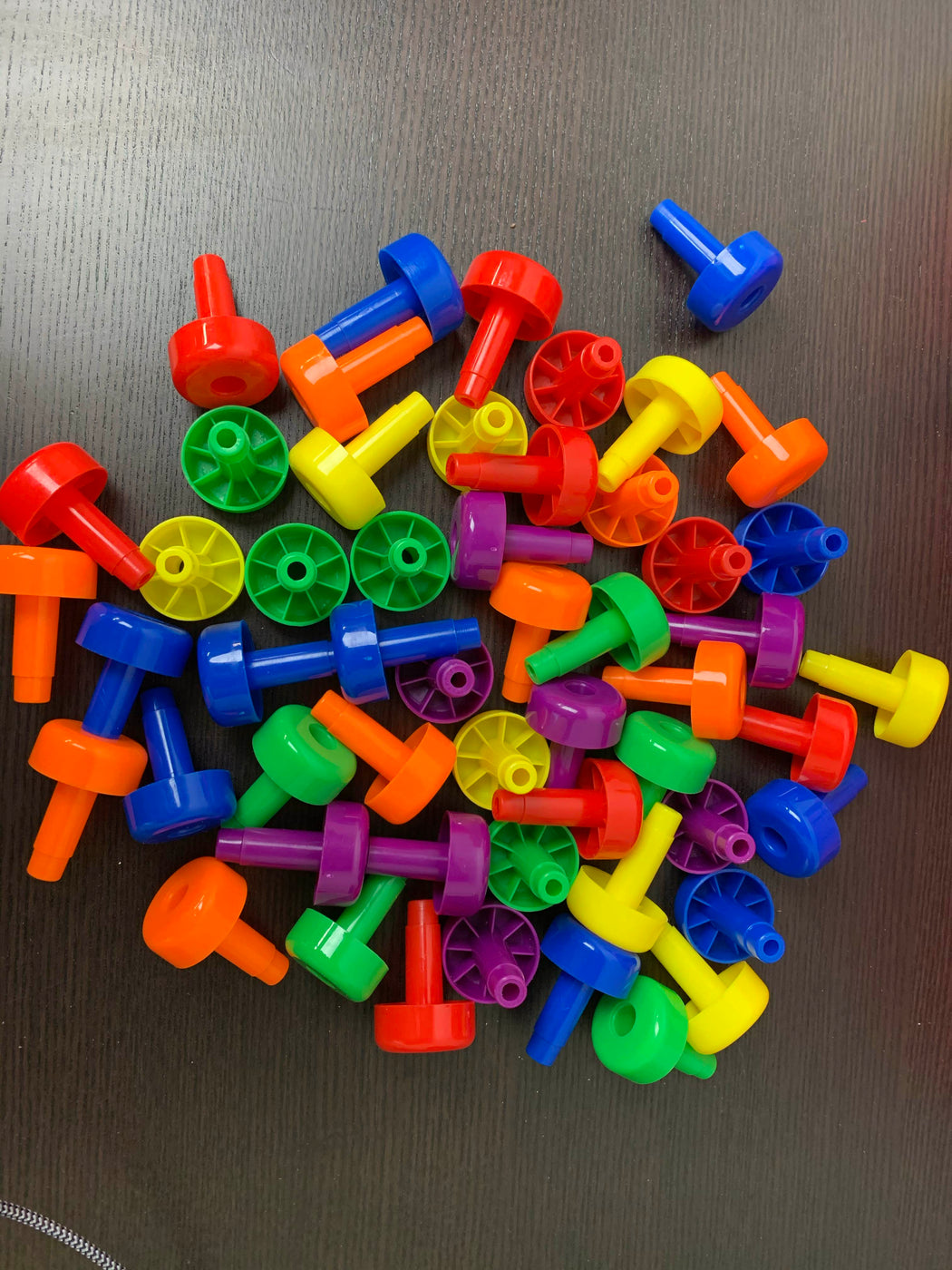 Gleeport Stacking Peg Board Set Toy — GoodBuy Gear