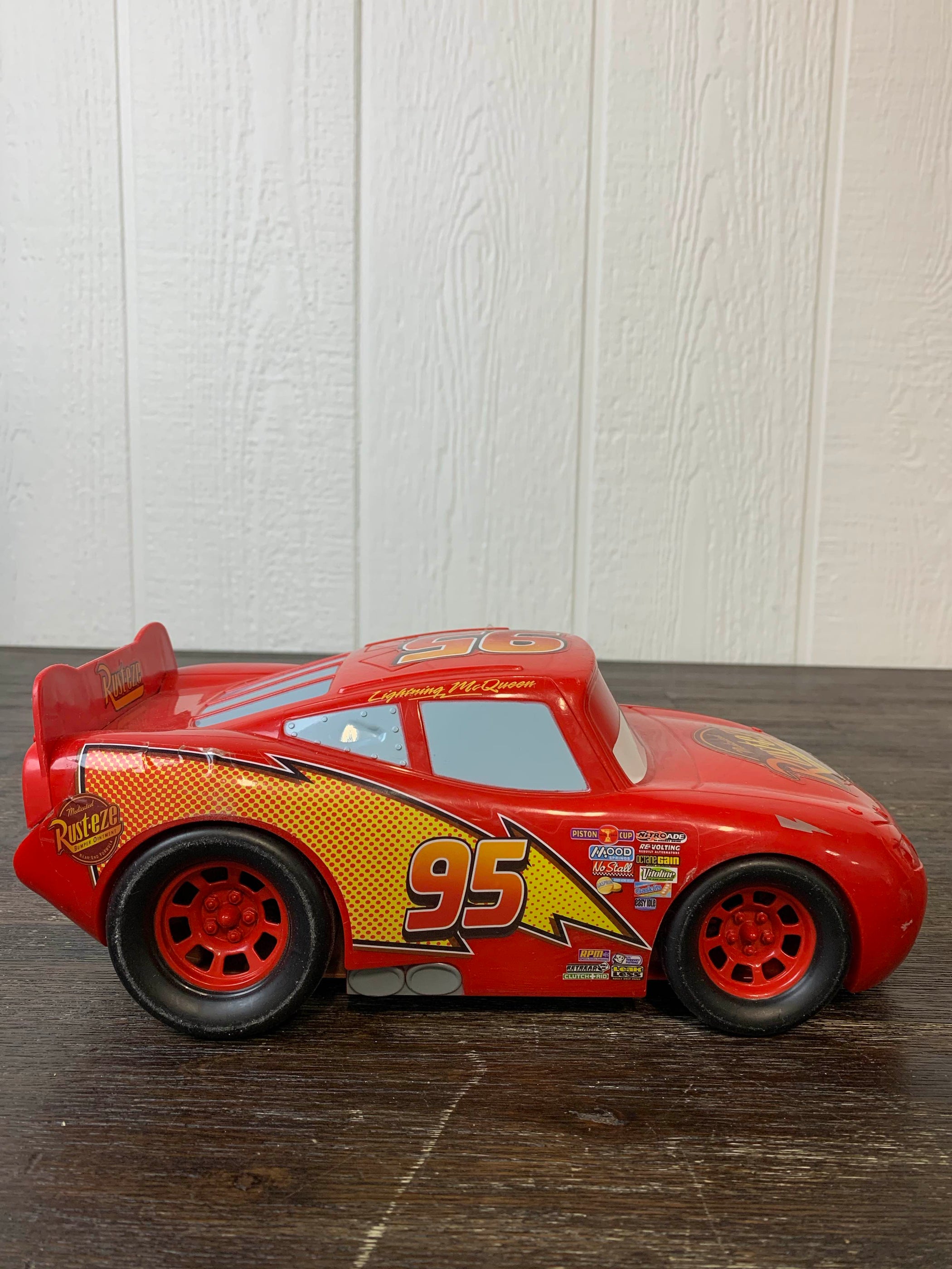 Disney Pixar 3 Transforming Lightning McQueen Car — GoodBuy Gear