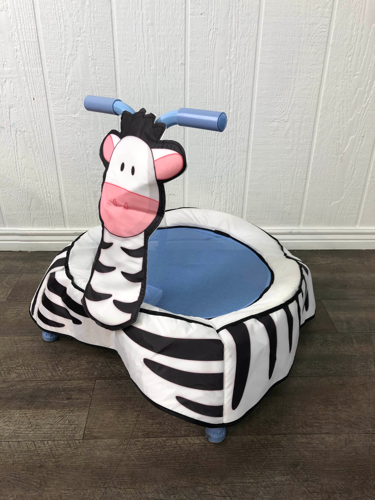 Diggin HopHop Trampoline, Zebra — GoodBuy Gear