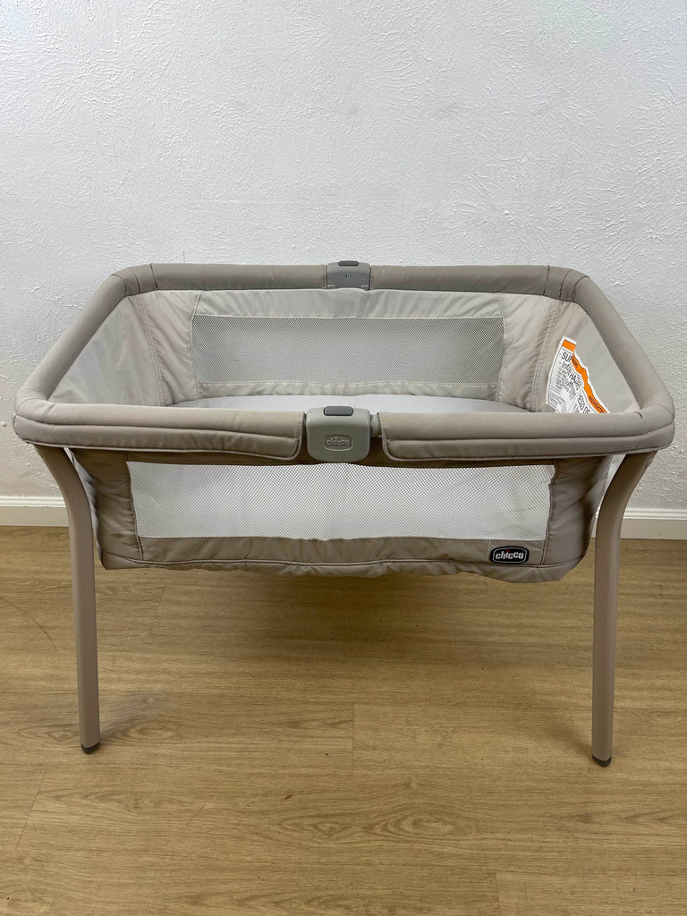 Chicco Lullago Travel Crib
