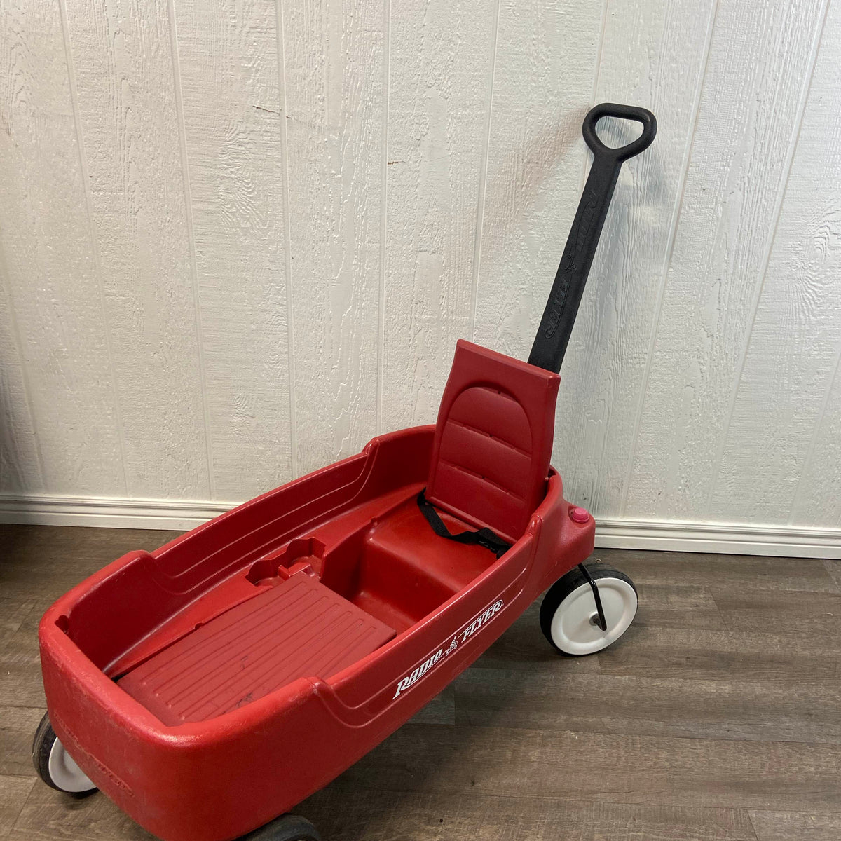 Radio Flyer Pathfinder Wagon — GoodBuy Gear