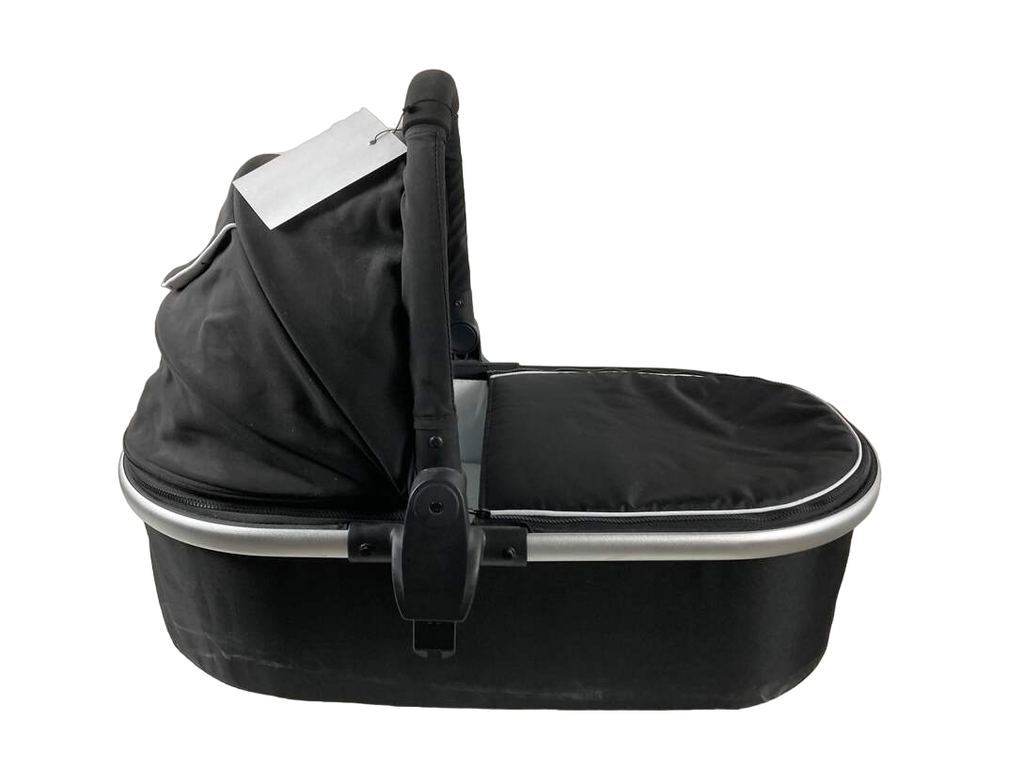 Mockingbird Bassinet, 2021, Black
