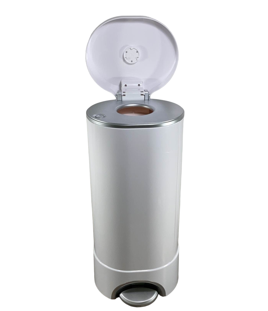 Munchkin Step Diaper Pail — GoodBuy Gear