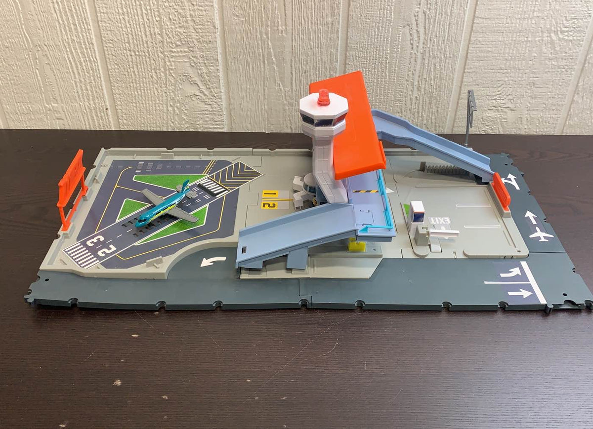 Matchbox Action Drivers Airport Adventure — GoodBuy Gear