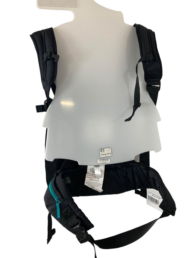 Infantino Carry On Multi Pocket Carrier