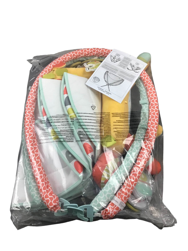 Fisher Price Go Wild Gym & Giraffe Wedge