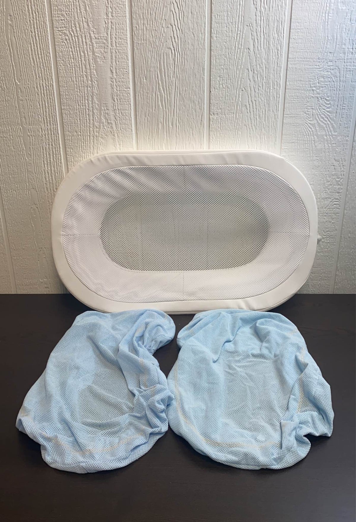 Ubimed Breathable Bassinet Infant Insert with Fitted Sheets — GoodBuy Gear