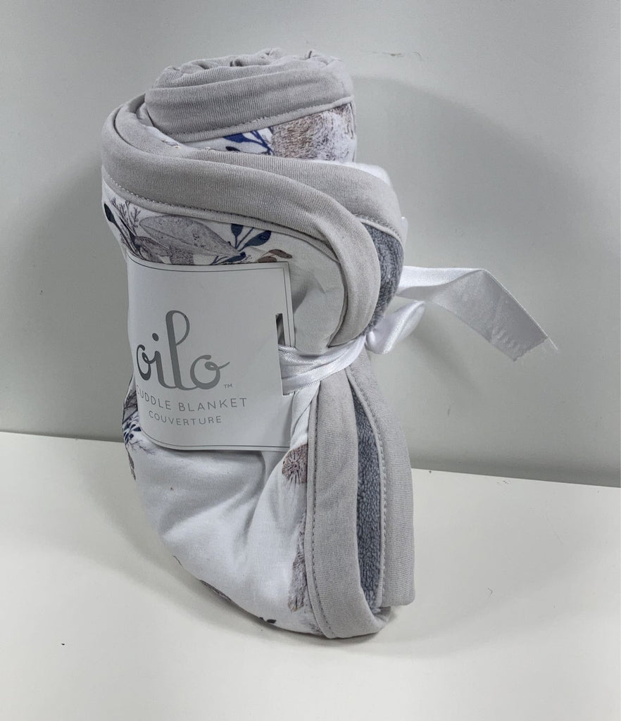 Oilo Studios Cuddle Blanket