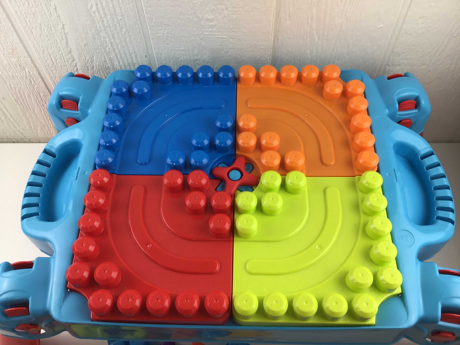 Mega Bloks Build ‘N Learn Table — GoodBuy Gear