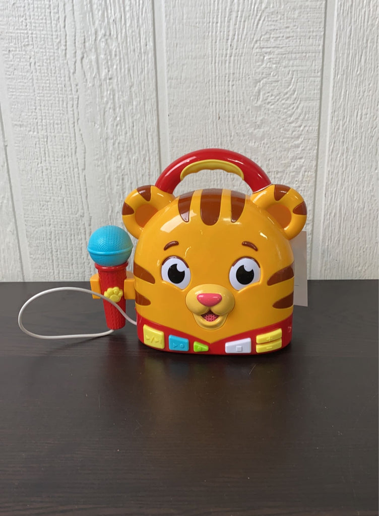 Daniel Tiger Neighborhood Sing Along