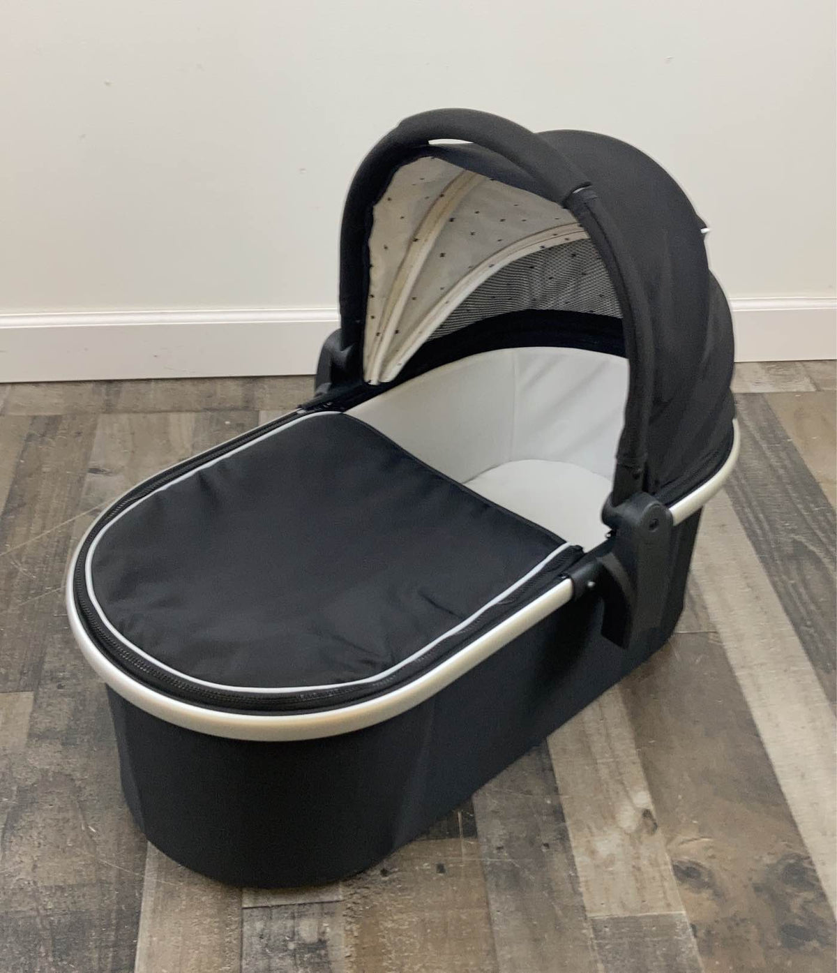 Mockingbird Bassinet, Black — GoodBuy Gear