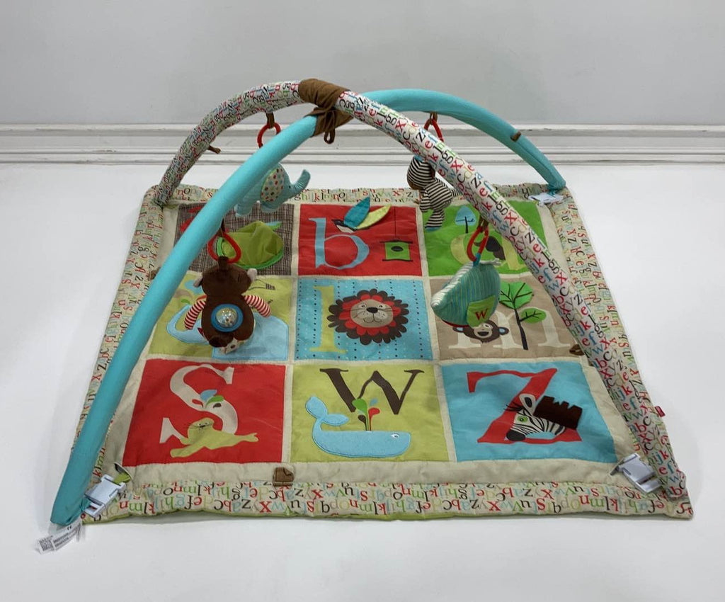 Skip Hop Alphabet Zoo Mega Activity Playmat
