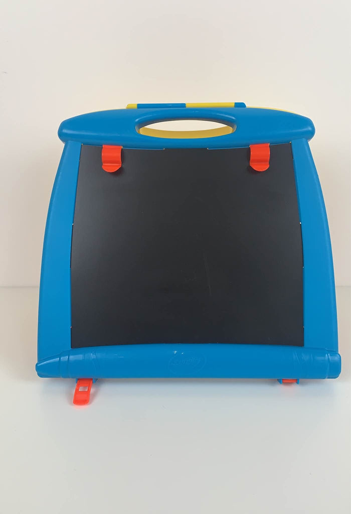 Crayola Art-to-Go Table Top Easel
