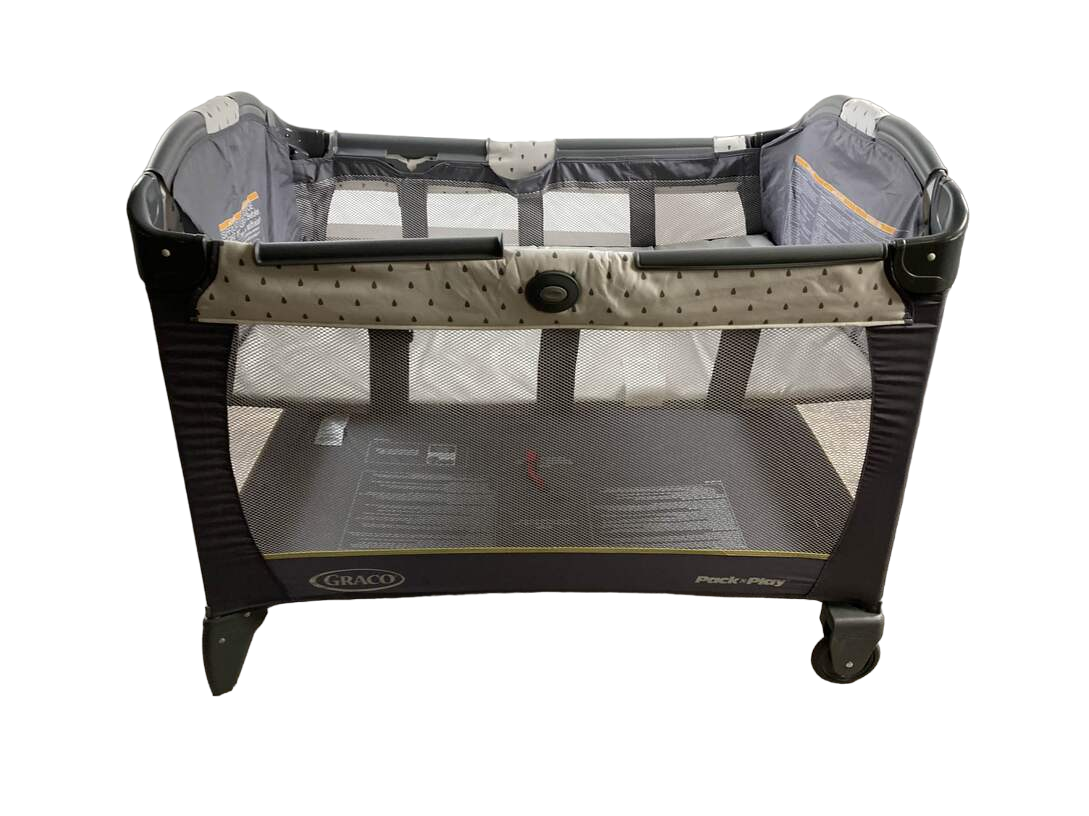 Graco Pack 'n Play Playard Reversible Seat & Changer, Sprinkle ...