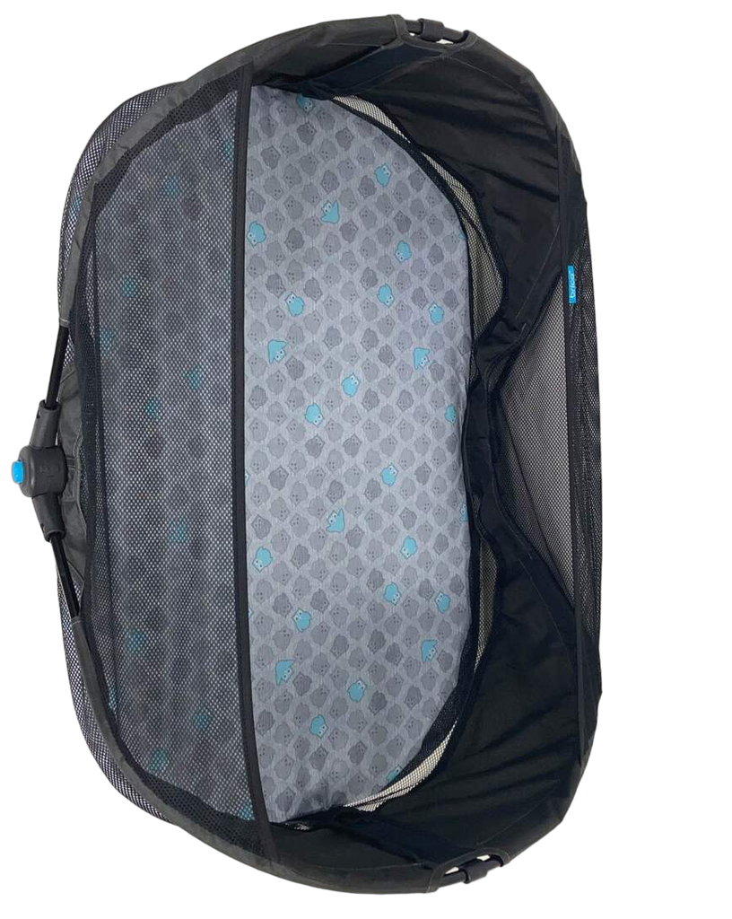 Munchkin Brica Fold ‘n Go Travel Pod