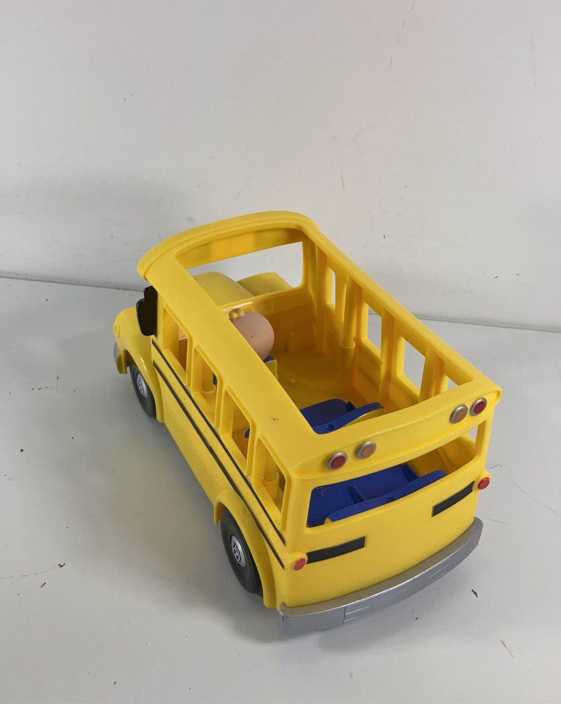 Cocomelon Musical School Bus — GoodBuy Gear