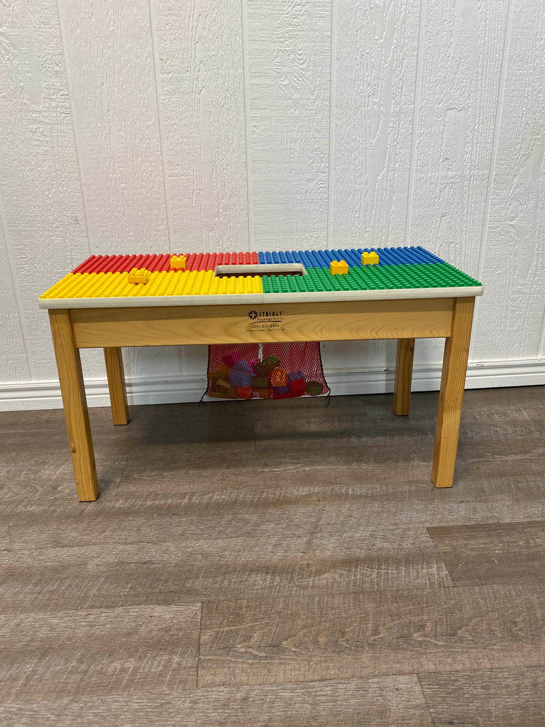 Synergy Management LEGO table