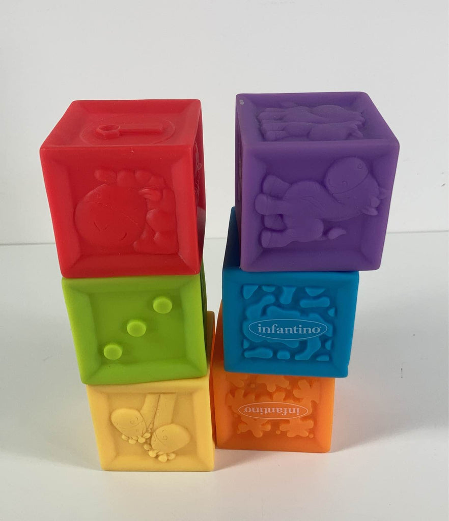 Infantino Squeeze & Stack Block Set