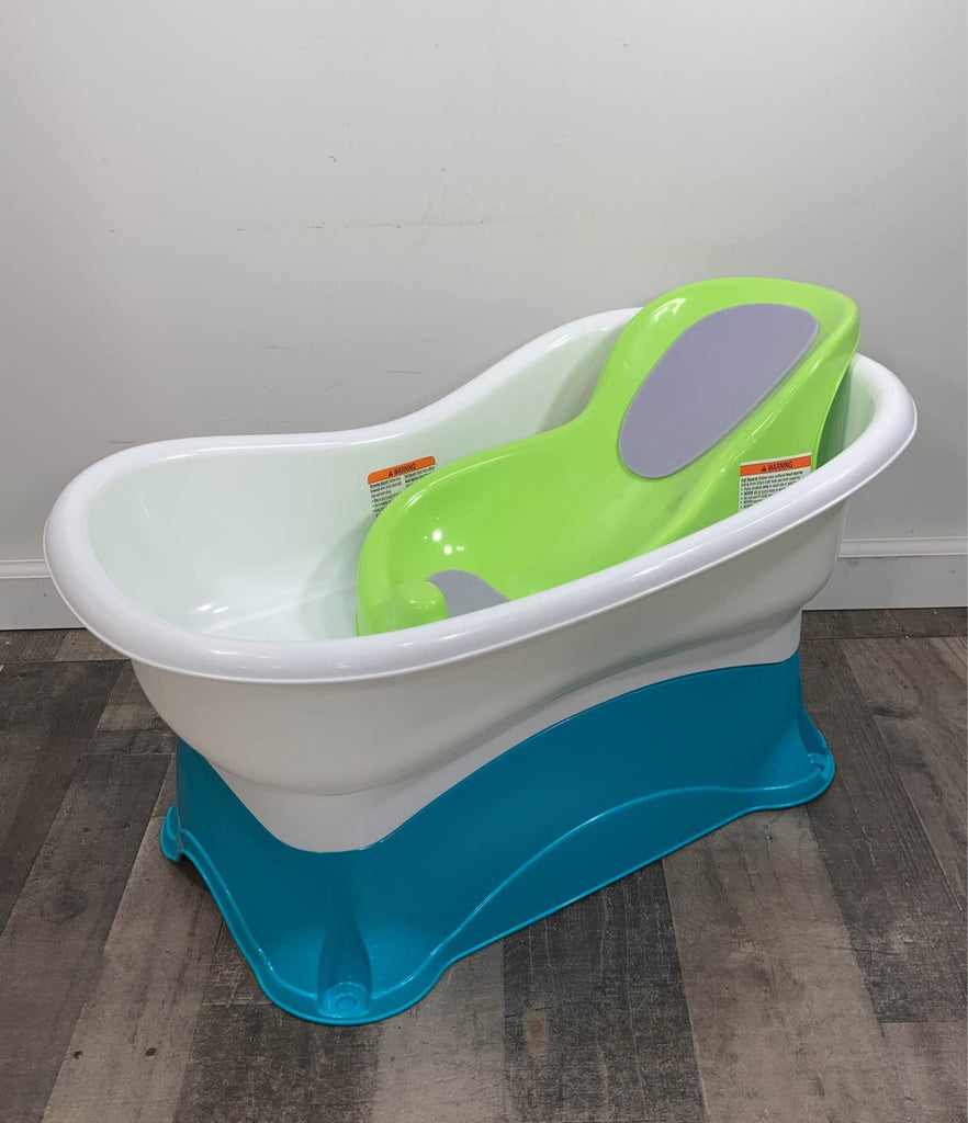 Summer Infant Comfort Height Bath Center With Step Stool