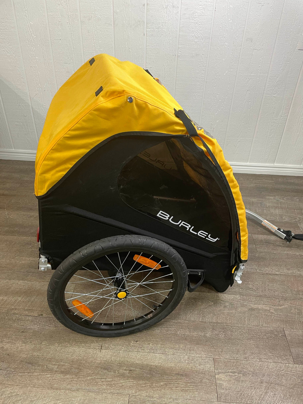 Burley Bee Bike Trailer, Double Seat, 2020 — GoodBuy Gear