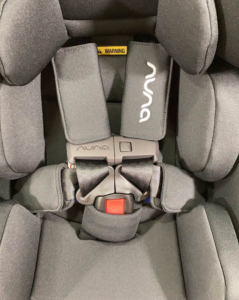 Nuna RAVA Convertible Car Seat, 2022, Caviar