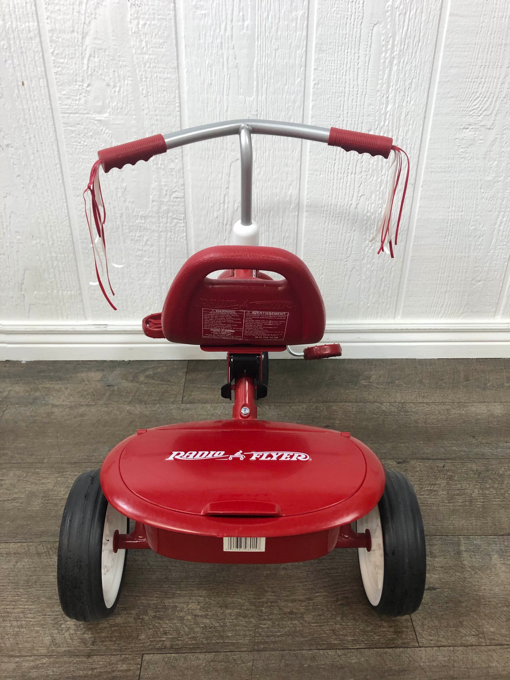 Radio Flyer Classic Tricycle, Red, 10" — GoodBuy Gear