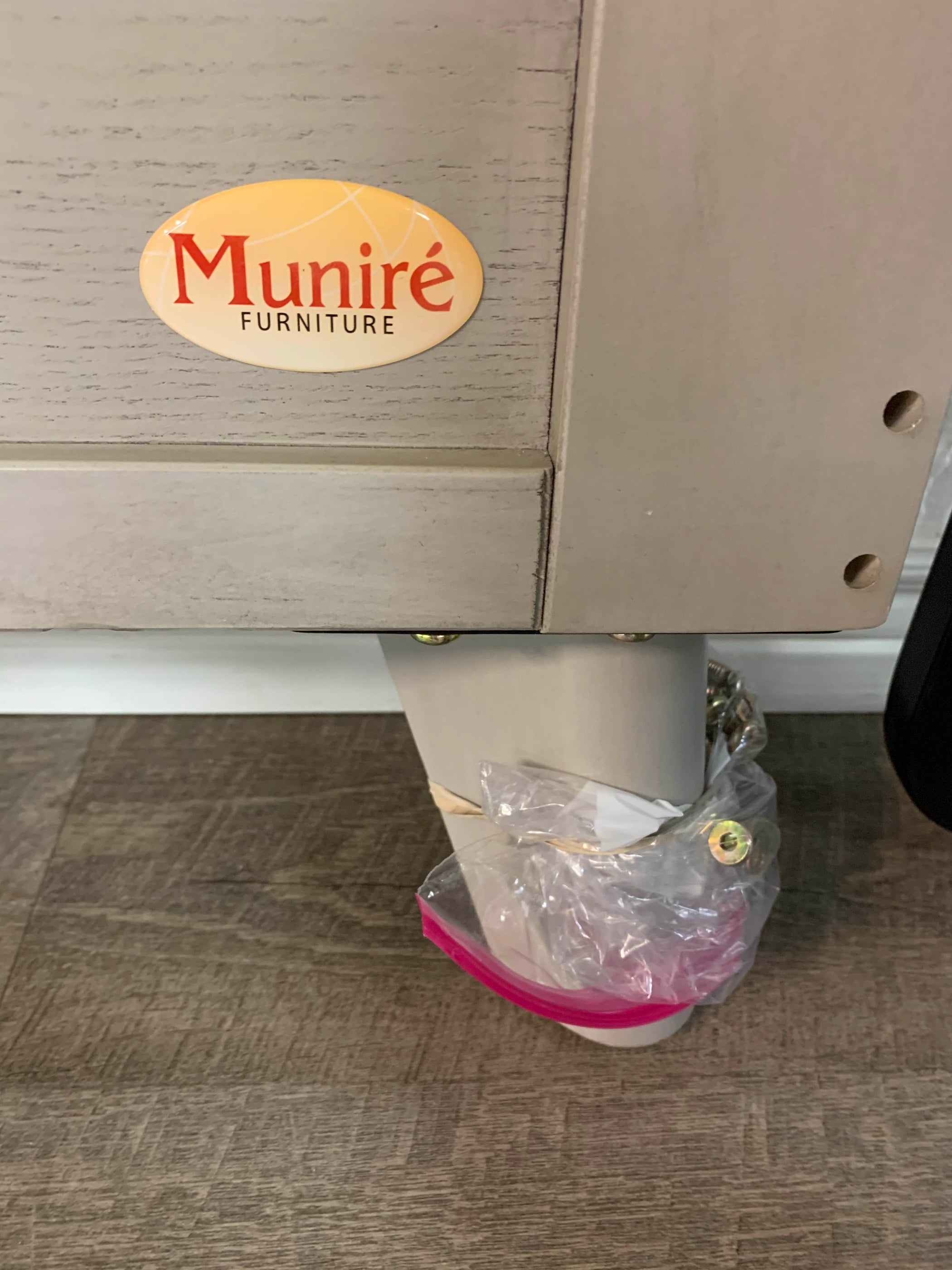 Munire Kingsley Wyndham 3 In 1 Convertible Crib — GoodBuy Gear